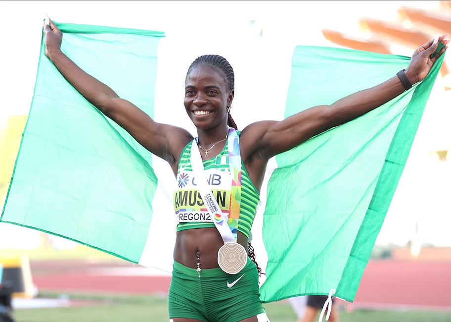 Nigerian Sprinter Tobi Amusan Breaks 100M Hurdles Record at the World ...