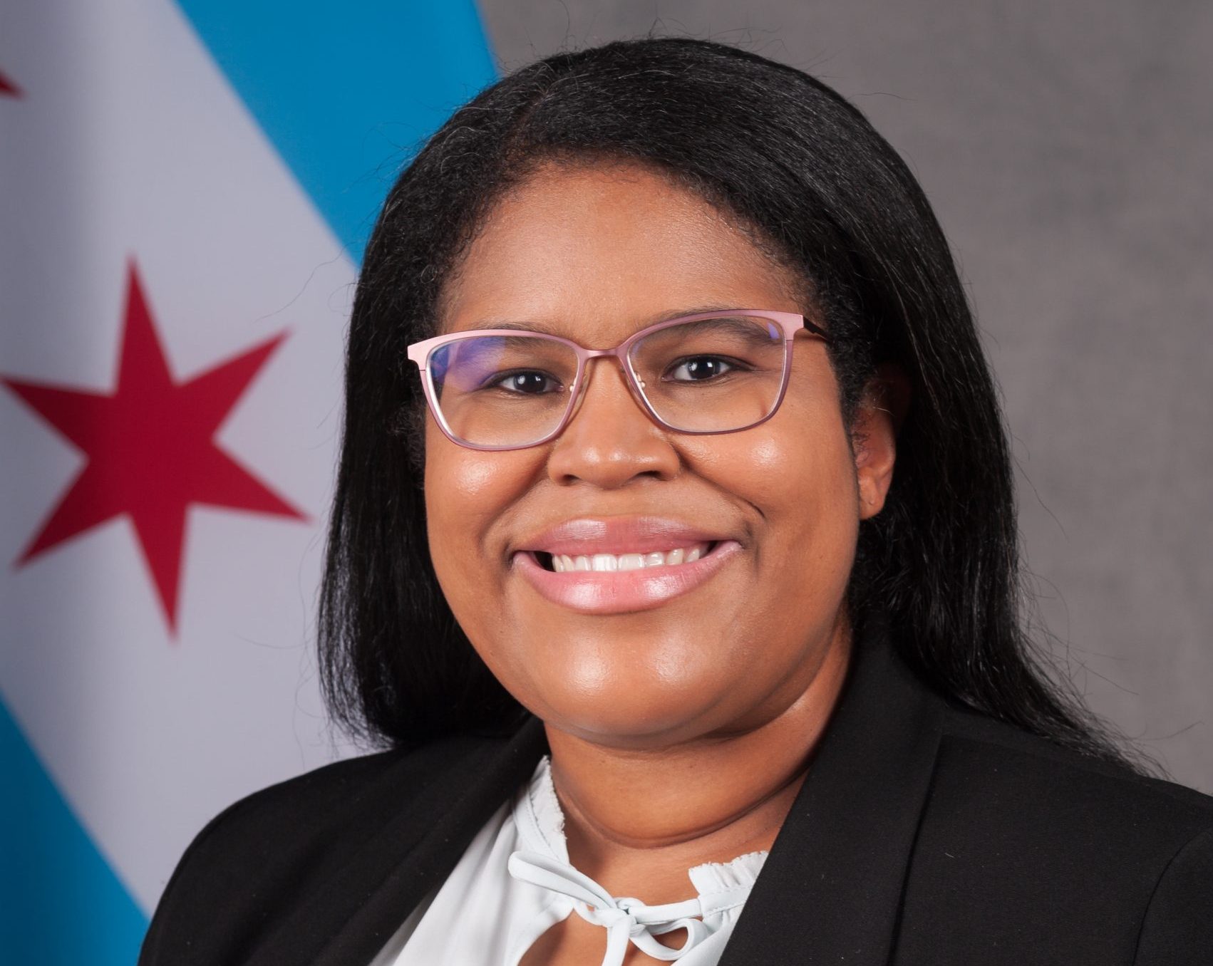 Dr. Candace Robinson discusses how to protect Chicago from COVID-19 ...